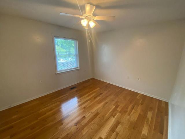 Elmwood 1 Bedroom Apartment for Rent at 2000 Jersey Ave, Durham, NC 27707 Duke Forest