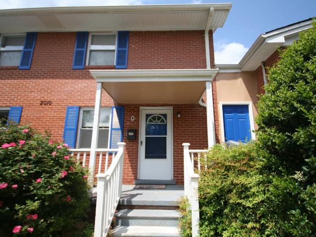 Elmwood 2 Bedroom Apartment for Rent at 2000 Jersey Ave, Durham, NC 27707 Duke Forest
