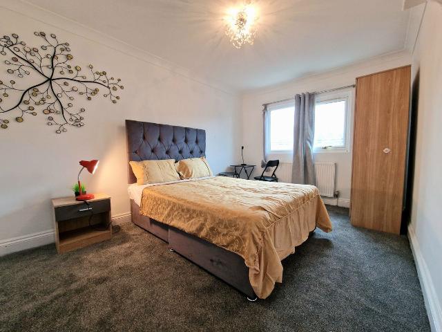 Elm Close, Huntingdon PE29, Room to rent, £600 pcm | PrimeLocation