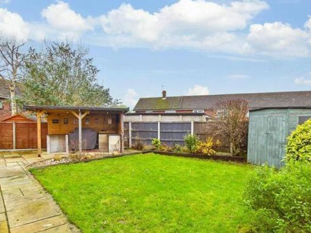 Elm Crescent, East Malling, 4 Bedroom Semi detached