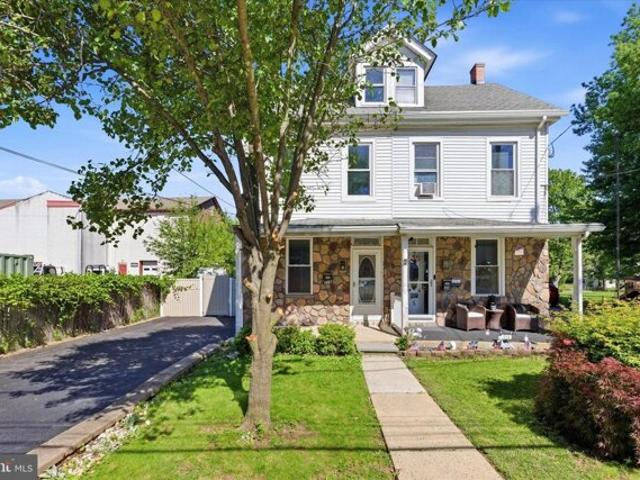 Elm Ave, North Wales, Home For Sale