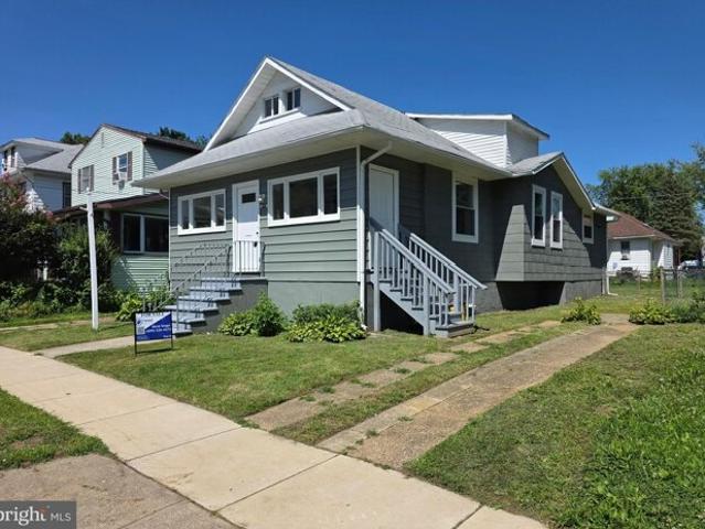 Elm Ave, Oaklyn, Home For Sale