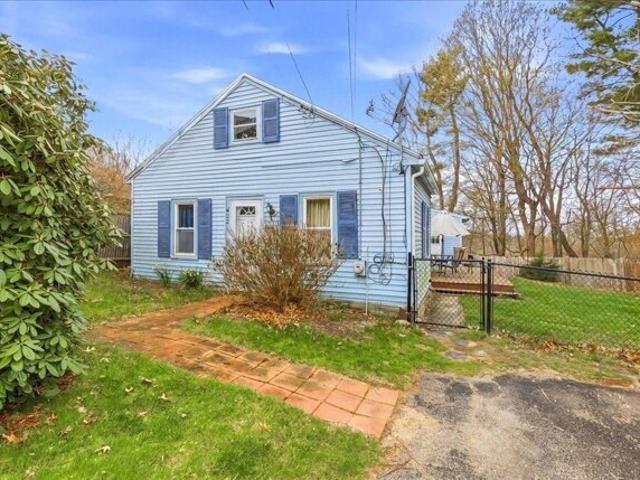 Elm Ave, Holbrook, Home For Sale