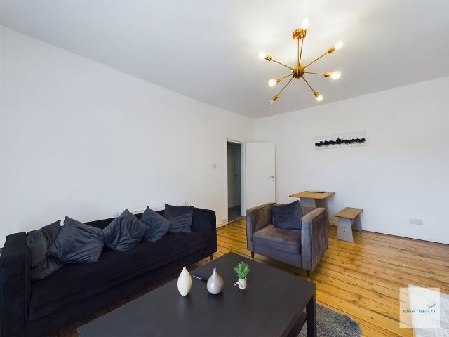 Elm Avenue, Mapperley NG3, 2 bed flat to rent, £950 pcm | PrimeLocation