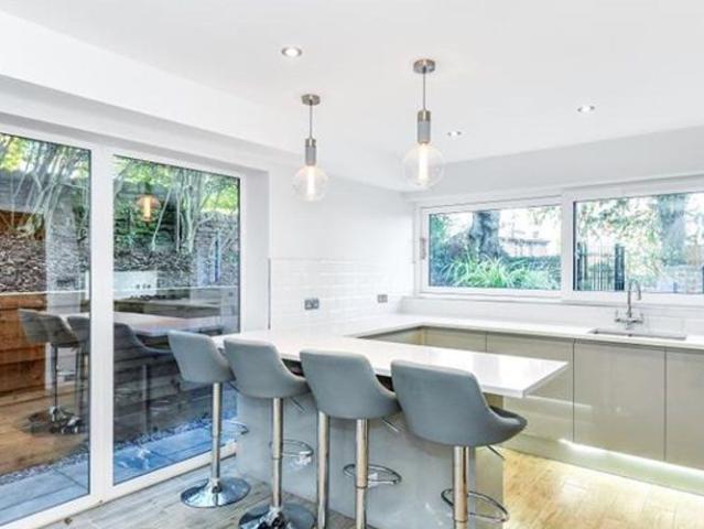 Elm Bank Drive, Mapperley Park, NG3