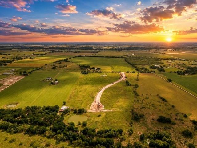 Elm Br Lot 13, Elm Mott, TX 76640