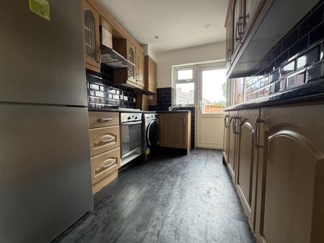 Elm Gardens, Mitcham, Surrey CR4, 4 bed terraced house to rent, £2,600 pcm | PrimeLocation