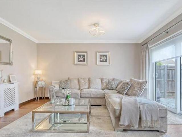 Elm Gardens, Mountnessing, 4 Bedroom Semi detached