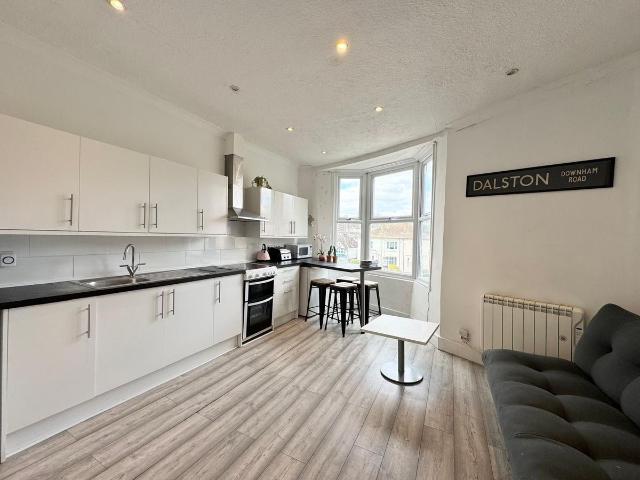 Elm Grove, Brighton BN2, 5 bed flat to rent, £3,000 pcm | PrimeLocation