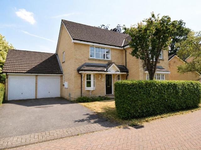 Elm Grove, Horbury, Wakefield WF4, 4 bed detached house to rent, £1,700 pcm | PrimeLocation