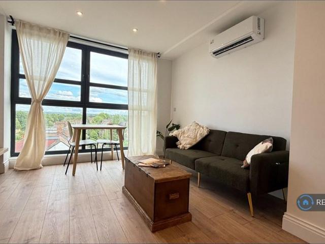 Elm Grove, London, SW19 1 bed flat to rent £2,000 pcm £462 pw