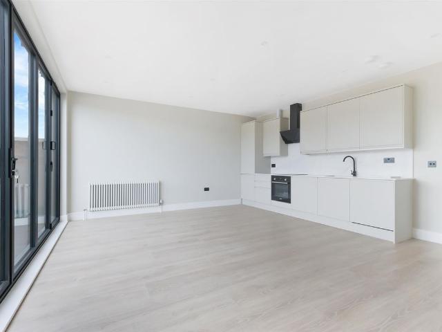 Elm Grove, Wimbledon SW19, 2 bed flat to rent, £3,000 pcm | PrimeLocation