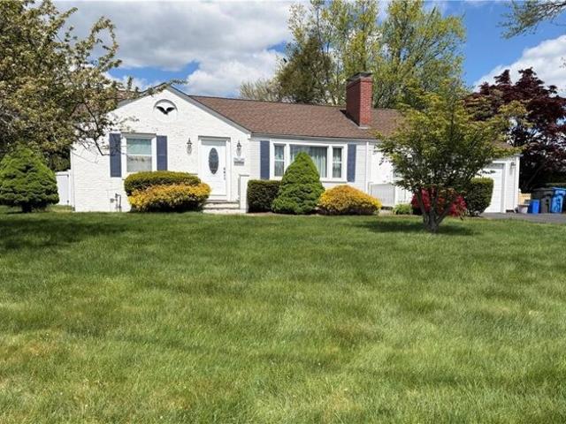Elm Dr, Cranston, Home For Sale