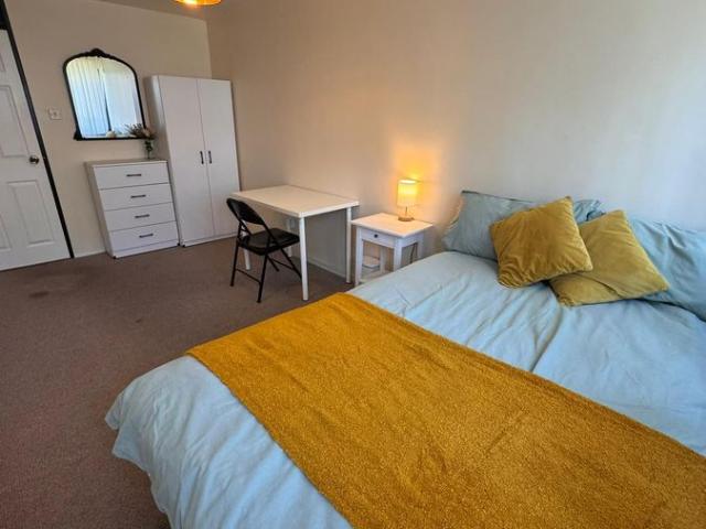 Elm Friars Walk, London NW1, Room to rent, £1,040 pcm | PrimeLocation