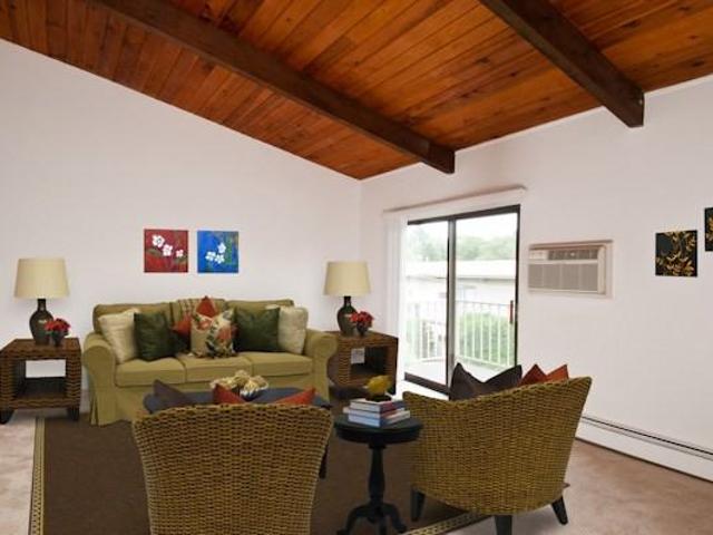 Elm Ledge Apartments 1 Bedroom Apartment for Rent at 21 Elm St, Foxboro, MA 02035