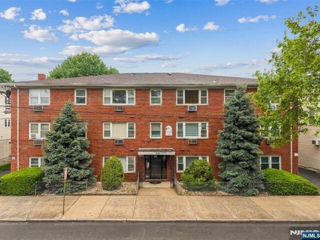 Elm St Apt C, Kearny, Condo For Sale