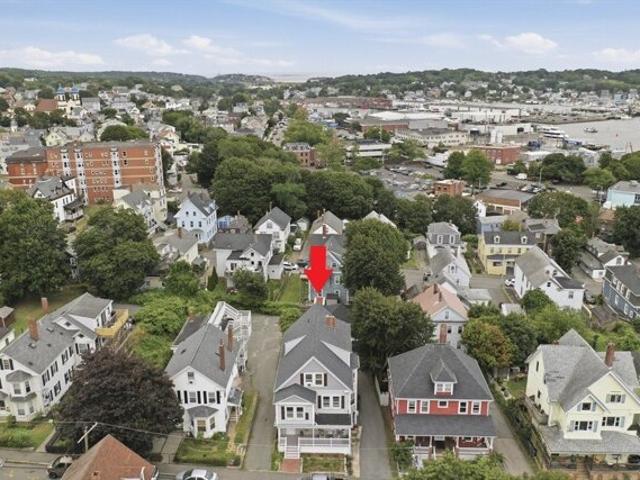 Elm St Apt,gloucester, Condo For Sale