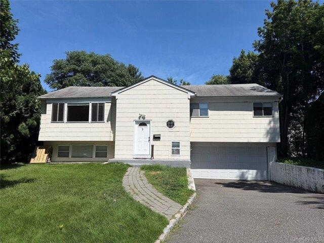 Elm St, Great Neck, Home For Sale