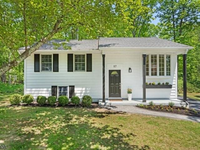 Elm St, Stanhope, Home For Sale