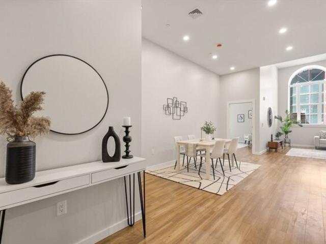 Elm St Ste,worcester, Condo For Sale