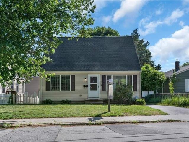 Elm St, Woonsocket, Home For Sale
