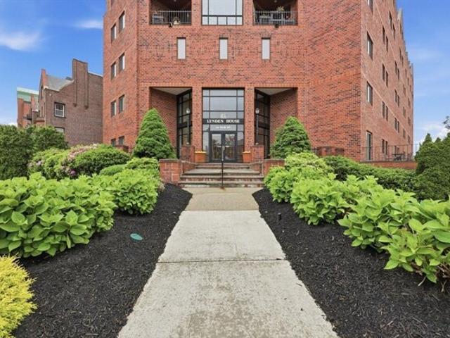 Elm St Unit,worcester, Condo For Sale