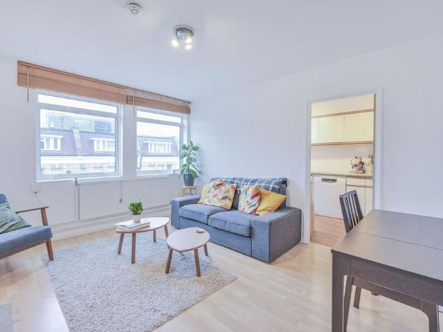 Elm Park Gardens, Chelsea, London, SW10 1 bed flat to rent £5,200 pcm £1,200 pw