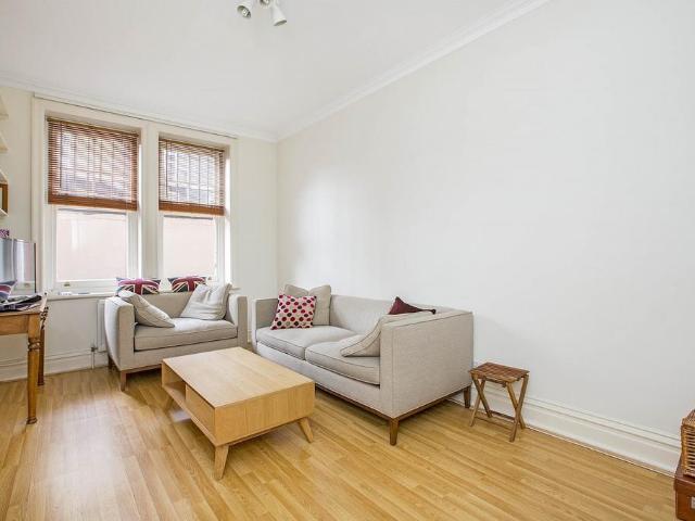 Elm Park Mansions, Chelsea SW10 2 bed flat to rent £2,600 pcm £600 pw