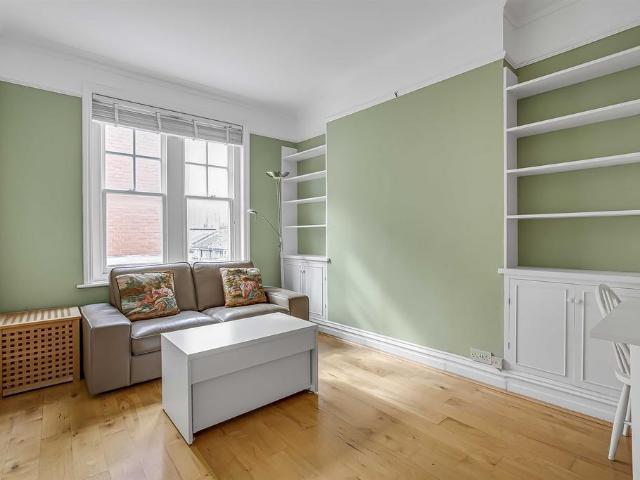 Elm Park Mansions, Chelsea SW10 2 bed flat to rent £3,000 pcm £692 pw