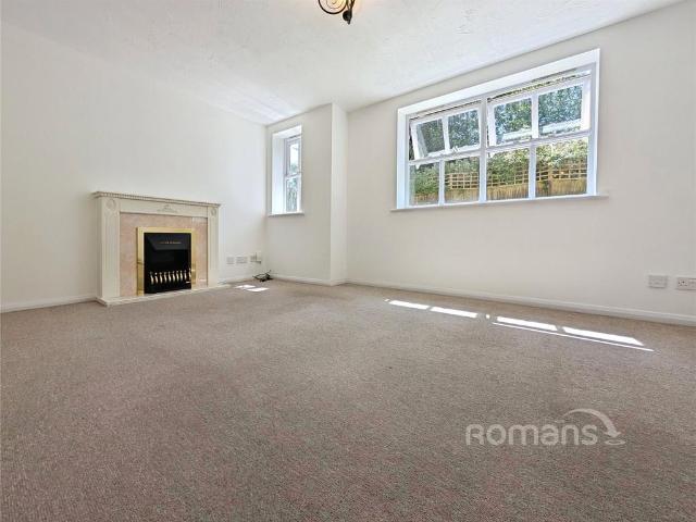Elm Park, Reading, RG30 2 bed flat to rent £1,365 pcm £315 pw
