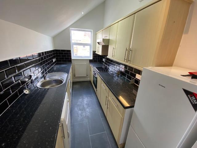Elm Park Road, Reading RG30, 1 bed flat to rent, £950 pcm | PrimeLocation