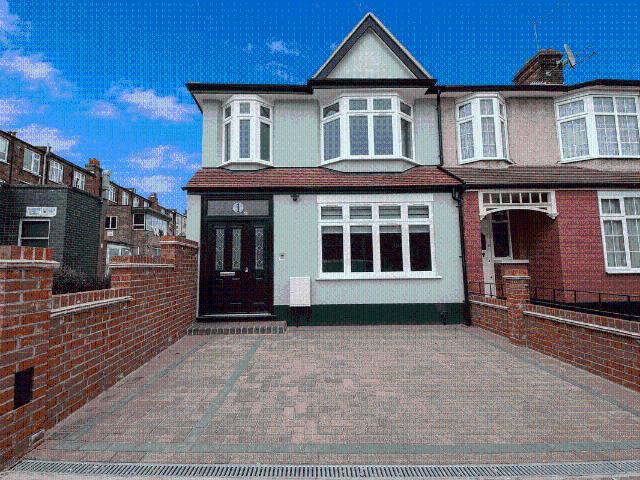 Elm Park Road, Winchmore Hill N21, 5 bed semi detached house to rent, £3,750 pcm | PrimeLocation