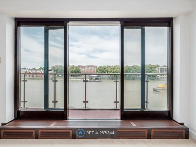 Elm Quay Court, London SW8, 2 bed flat to rent, £3,460 pcm | PrimeLocation