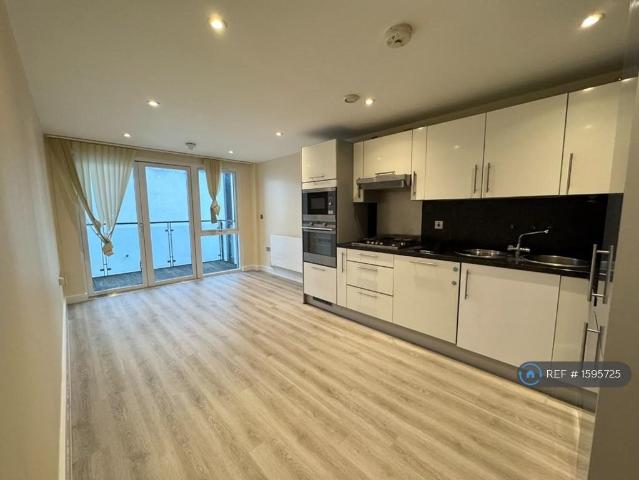 Elm Road, Wembley, HA9 1 bed flat to rent £1,700 pcm £392 pw