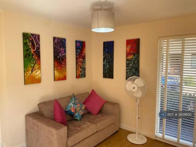 Elm Road, Cambridge, CB2 2 bed semi detached house to rent £2,995 pcm £691 pw