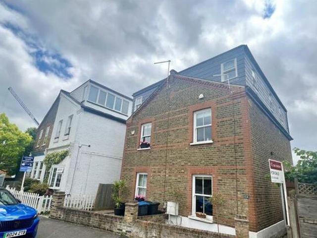 Elm Road, Kingston Upon Thames, 4 Bedroom House