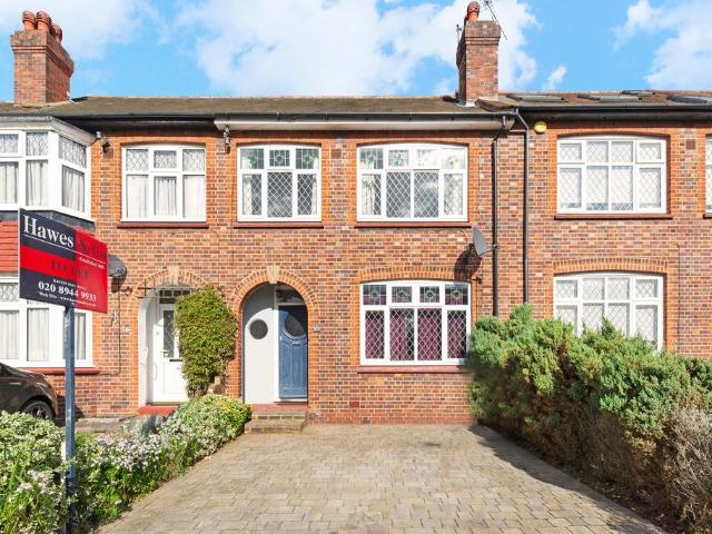 Elm Walk, London SW20 3 bed house to rent £2,350 pcm £542 pw