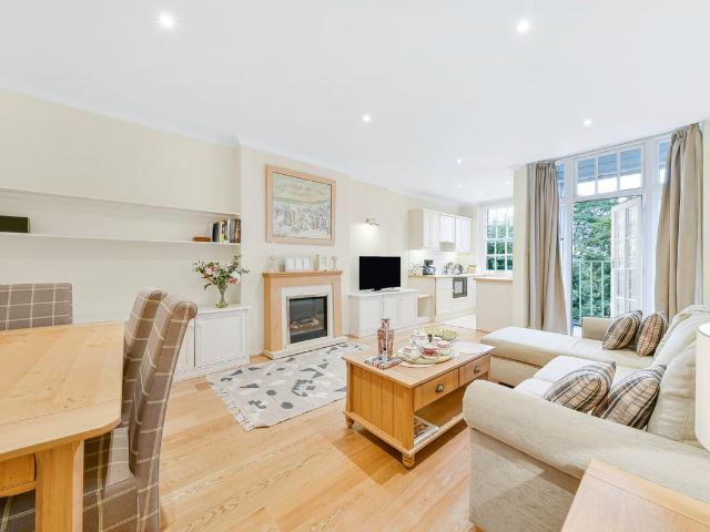 Elm Tree Court, Elm Tree Road NW8, 1 bed flat to rent, £4,500 pcm | PrimeLocation