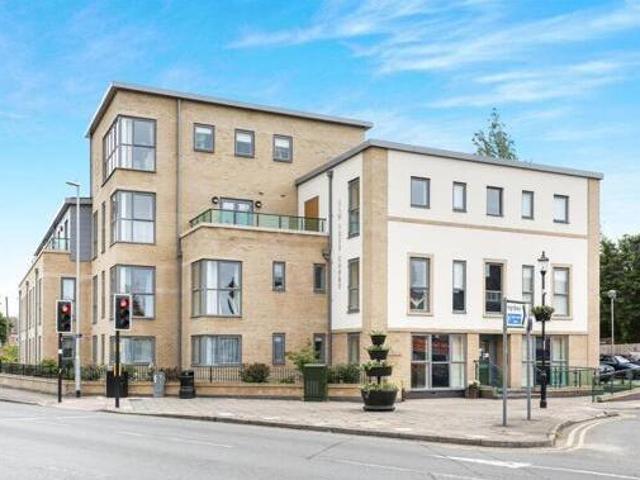 Elm Tree Court, High Street, 1 Bedroom Apartment