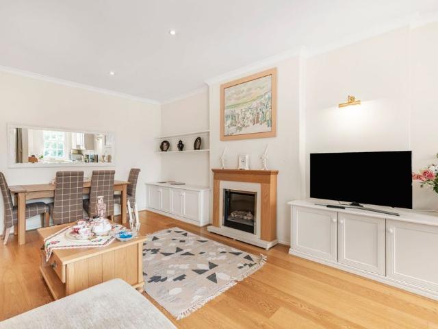 Elm Tree Road, London, NW8
