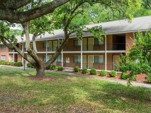 Elm Villa Apartments 2 Bedroom Apartment for Rent at 208 S Elm St, Greenville, NC 27858