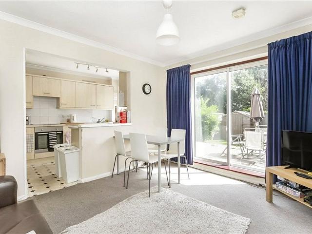 Elmbank Avenue, Englefield Green, Egham, Surrey, TW20 0TQ