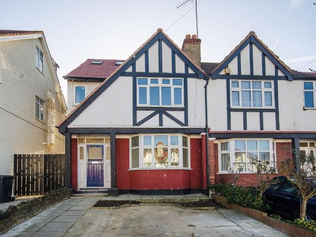 Elmbank Way, Ealing, London W7, 4 bed property to rent, £3,500 pcm | PrimeLocation