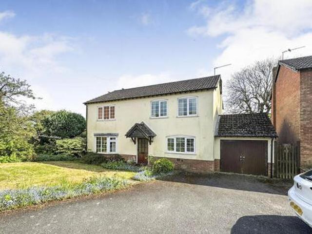 Elmcroft Road, North Kilworth, 4 Bedroom Detached