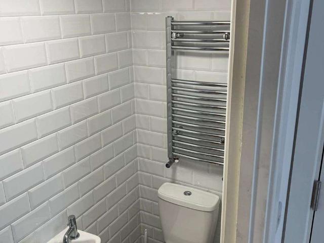 Elmes Road Room 2