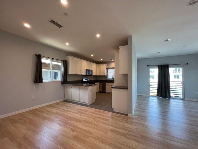 Elmer Ave. Townhomes 3 Bedroom Home for Rent at 5685 5661, 5669, 5677, 5685 N. Elmer Ave Los Angeles, CA 91601 Mid Town North Hollywood