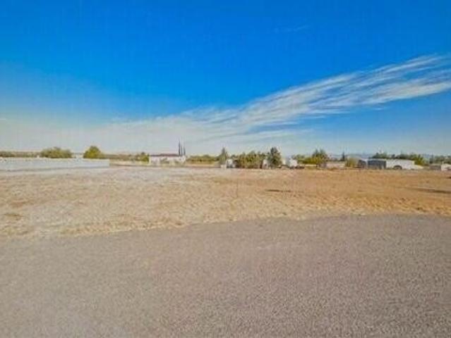 Elmer Loop Unit 69, Hereford, AZ 85615