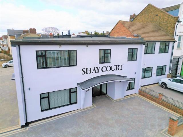 Elmers End Road, Beckenham, BR3 1 bed apartment to rent £1,450 pcm £335 pw