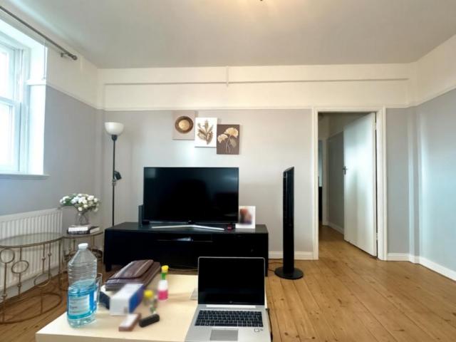 Elmers End Road, London, SE20 1 bed flat to rent £1,450 pcm £335 pw