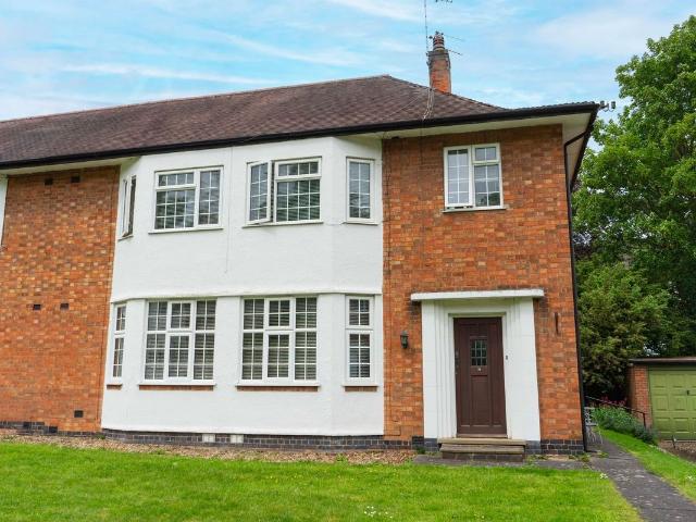 Elmfield Avenue, Stoneygate, Leicester LE2, 2 bed flat to rent, £1,000 pcm | PrimeLocation